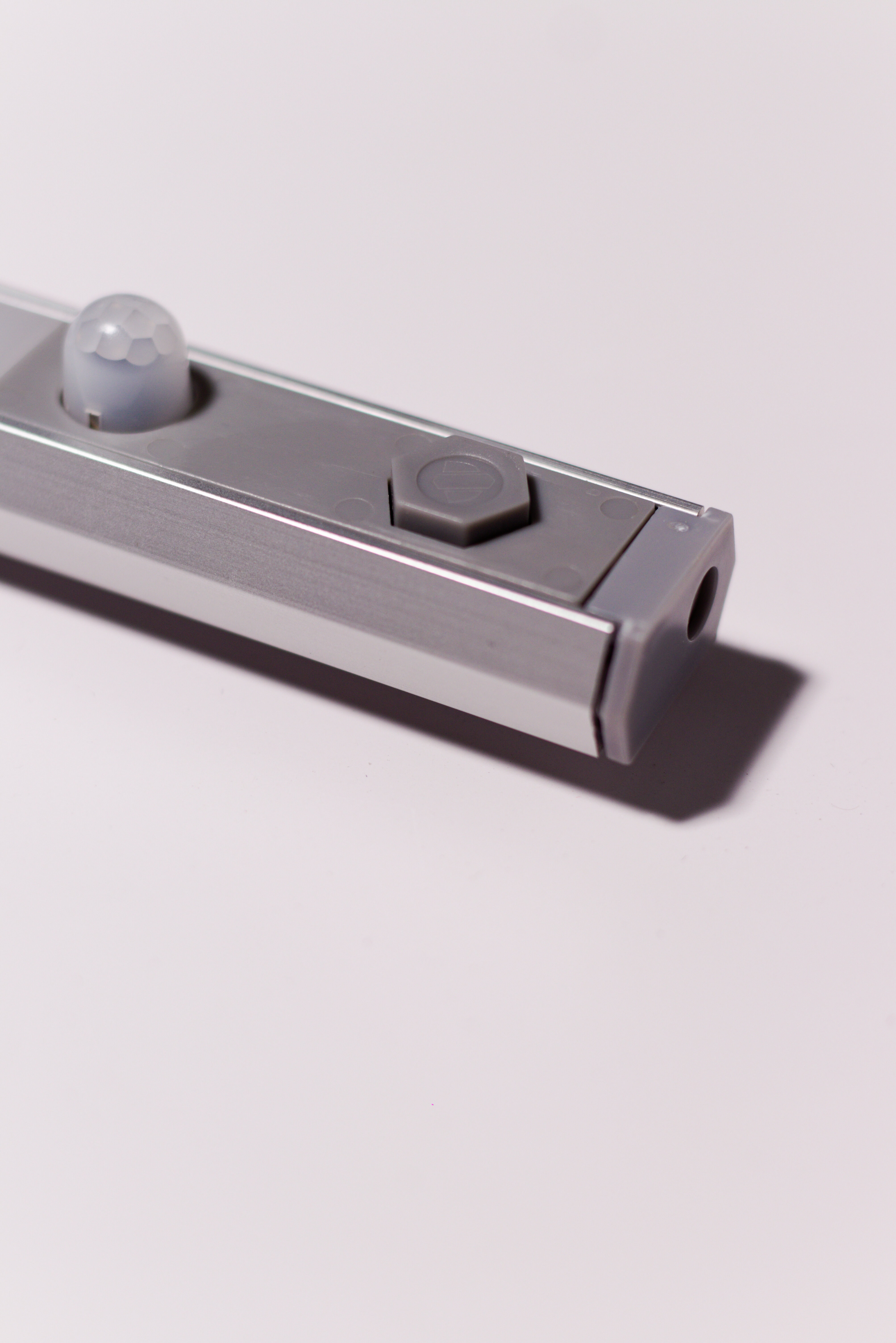 Hexo – Under-Desk, Kitchen & Office LED Light | Customizable Linear ...